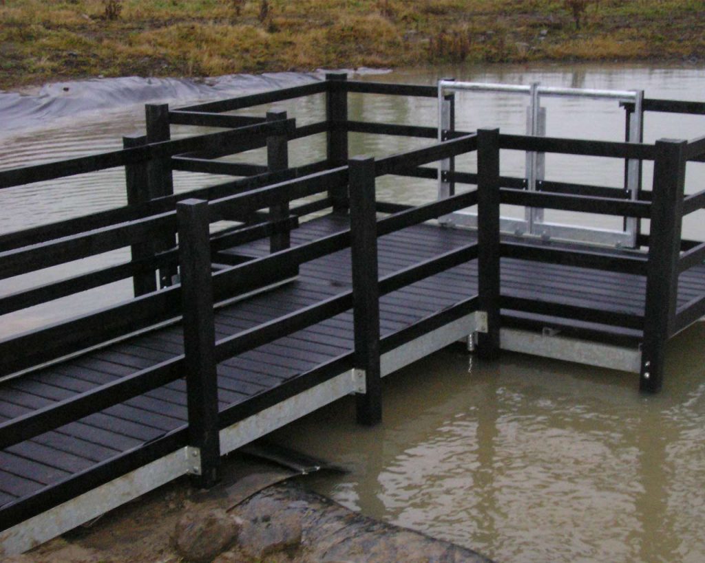 Fishing Stands - Murray's Recycled Plastic