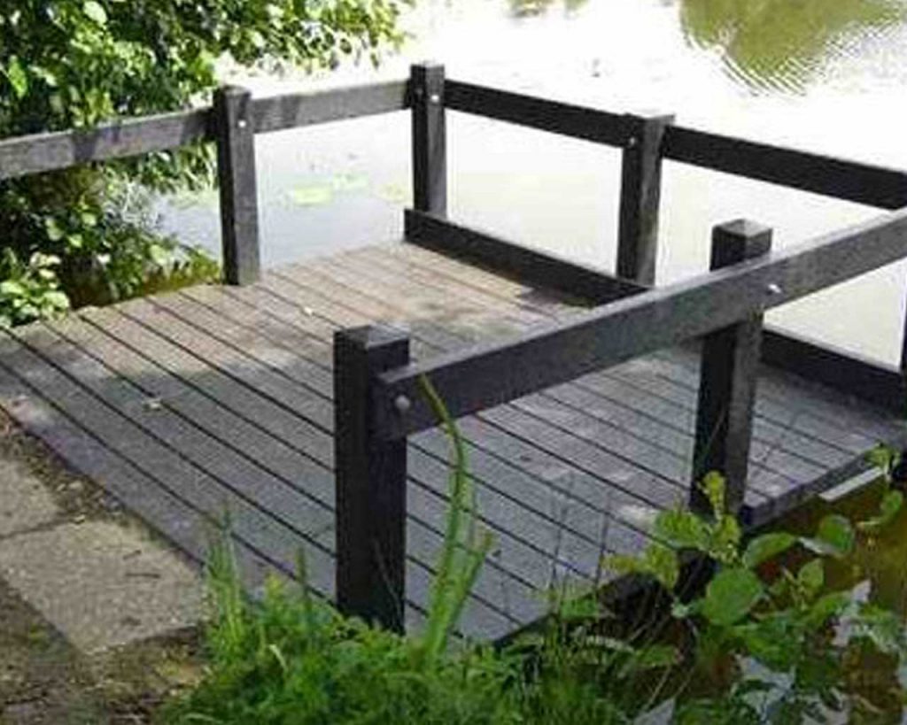 Fishing Stands - Murray's Recycled Plastic