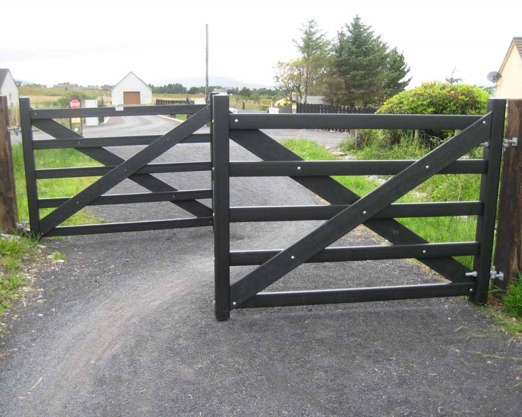 Greenway Gates - Murray's Recycled Plastic