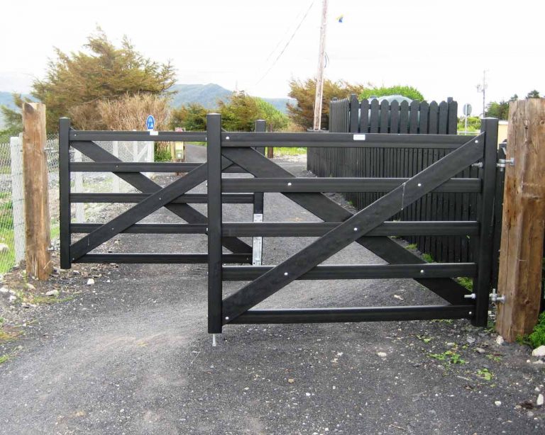 Greenway Gates - Murray's Recycled Plastic